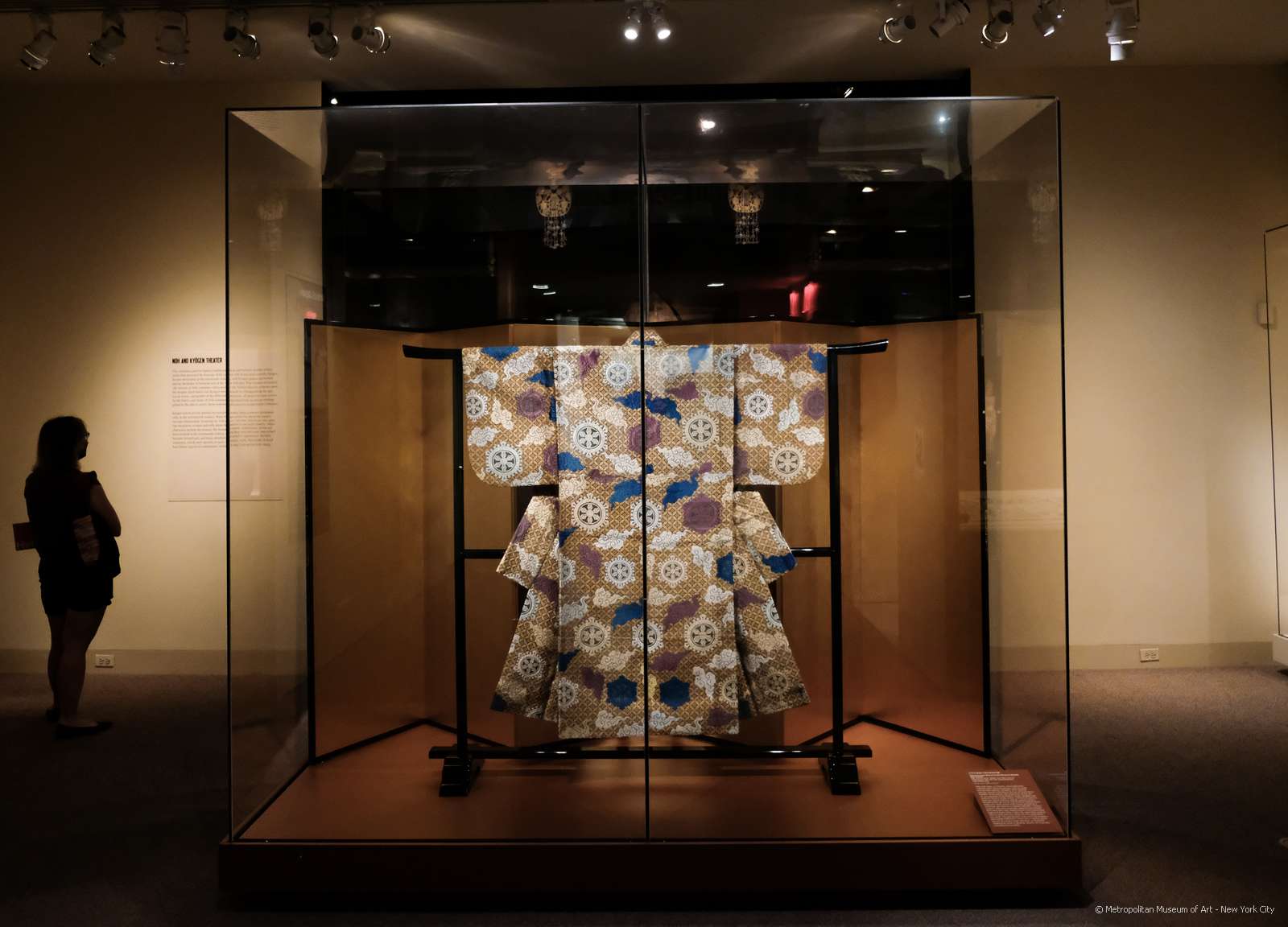FRANK Museum Exhibit Display Cases for The Met in New York